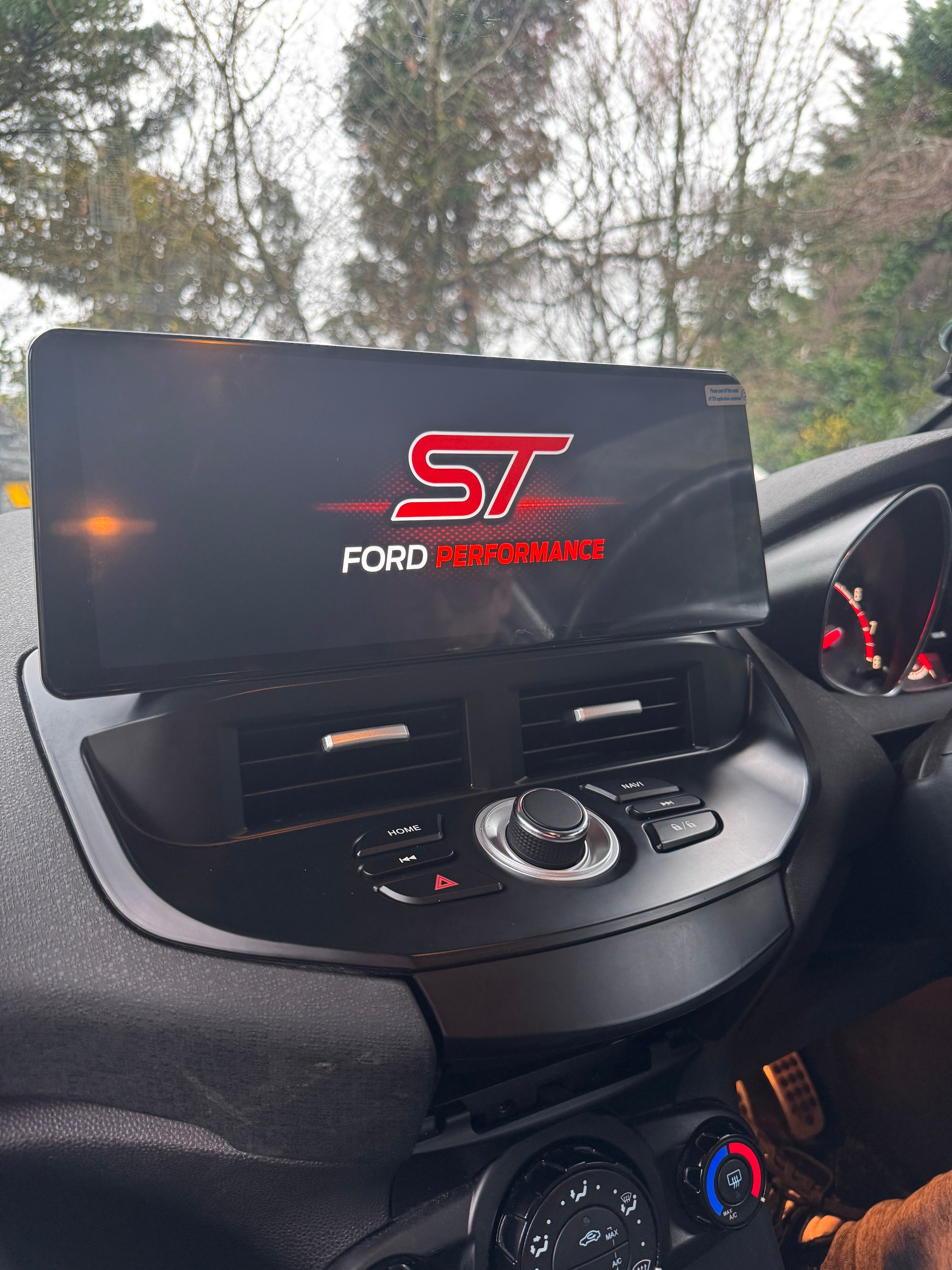 Ford Fiesta Mk7 Radio Umbau